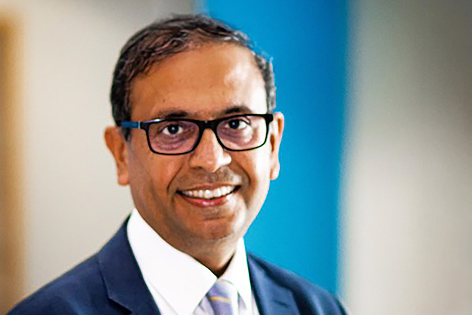 Professor Yogesh Bajaj | MedProfs London